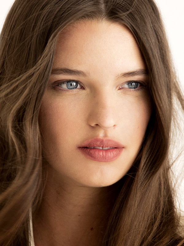 Ella M - modelagentur münchen-hamburg-berlin-düsseldorf | elenamodels.de