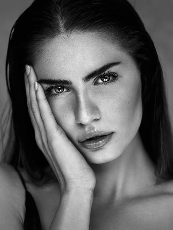 Irena B - modelagentur münchen-hamburg-berlin-düsseldorf | elenamodels.de