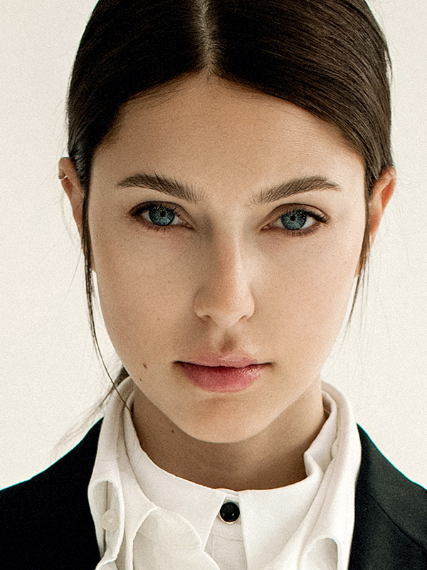 Laura B - modelagentur münchen-hamburg-berlin-düsseldorf | elenamodels.de